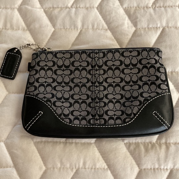 Coach | Accessories | Coach Zipper Case | Poshmark